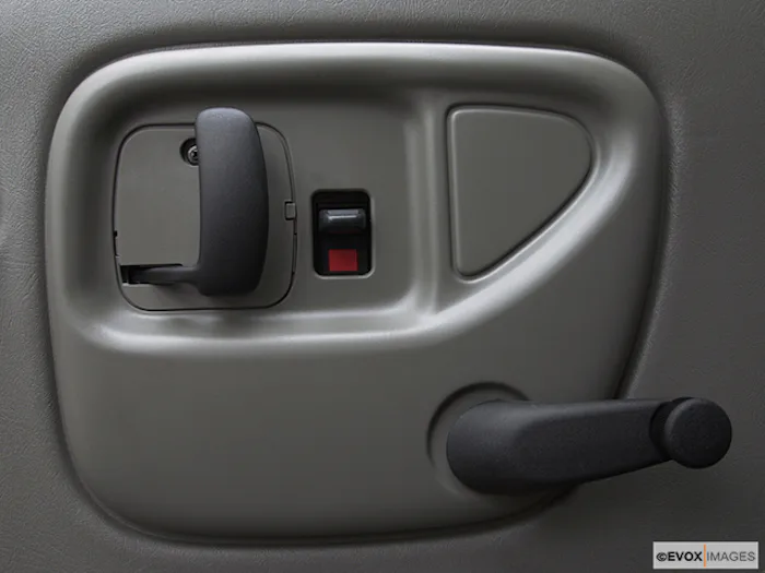 2000 Chevrolet Express Review, Pricing, and Specs | CARFAX