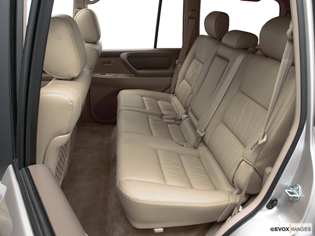 Toyota Land Cruiser 2000 Interior