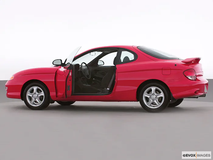 2001 Hyundai Tiburon Review, Pricing, and Specs | CARFAX