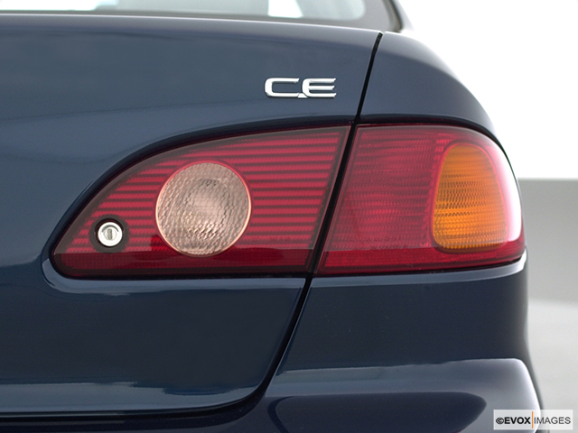2001 Toyota Corolla Review, Pricing, and Specs | CARFAX