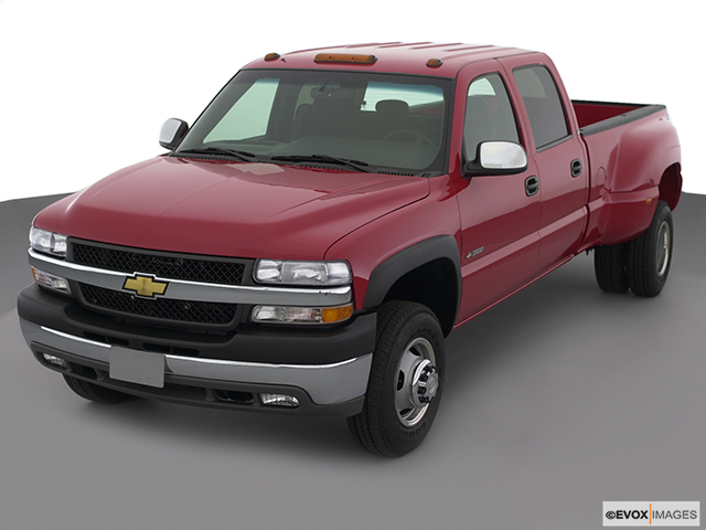 2002 Chevrolet Silverado 3500 Reviews, Insights, and Specs | CARFAX
