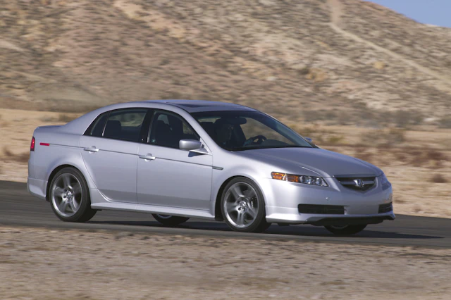 2004 Acura TL Review | CARFAX Vehicle Research