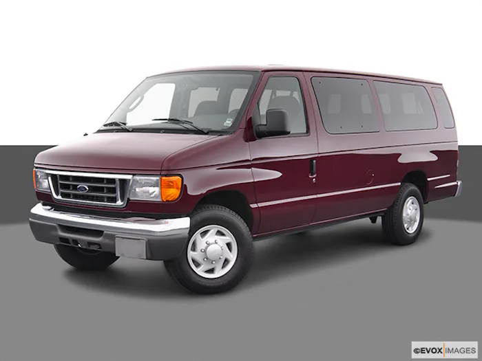 2004 Ford Econoline Review, Pricing, and Specs | CARFAX