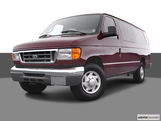 2004 Ford Econoline Review, Pricing, and Specs | CARFAX