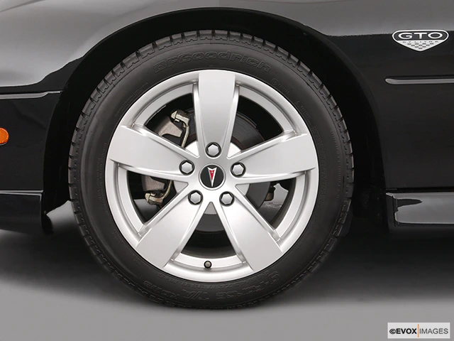 2004 Pontiac GTO Review | CARFAX Vehicle Research