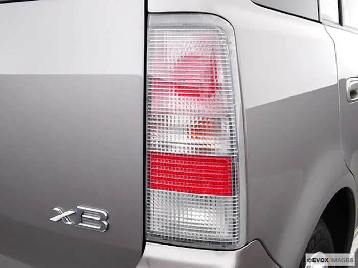 2004 Scion xB Review, Pricing, and Specs | CARFAX