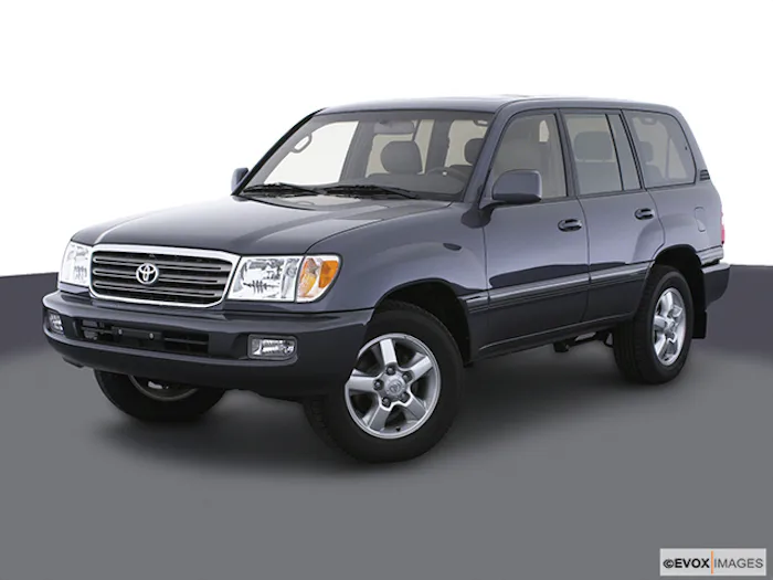 2004 Toyota Land Cruiser Review, Pricing, and Specs | CARFAX