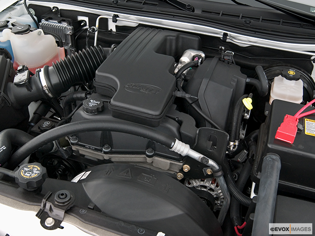 2005 Chevy Colorado Engine