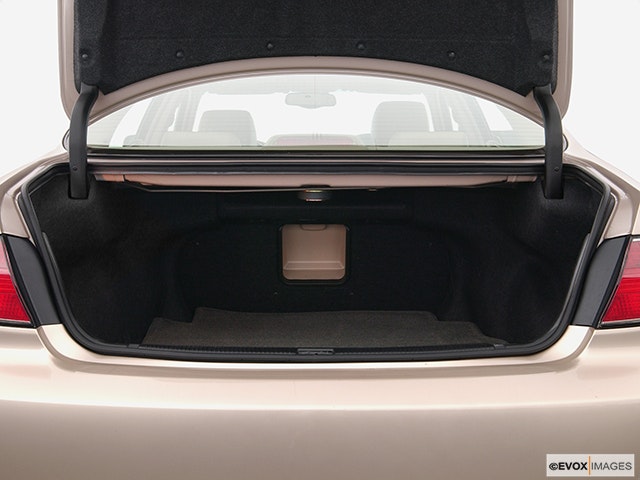 2005 Lexus ES Review | CARFAX Vehicle Research