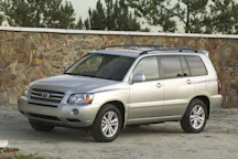 2005 Toyota Highlander Review, Pricing, and Specs | CARFAX