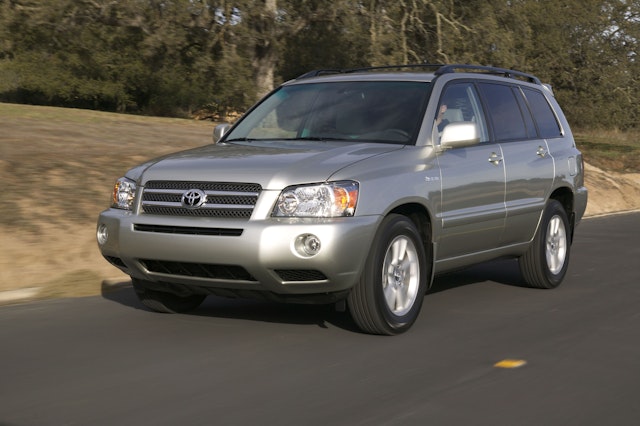 2006 Toyota Highlander Review | CARFAX Vehicle Research