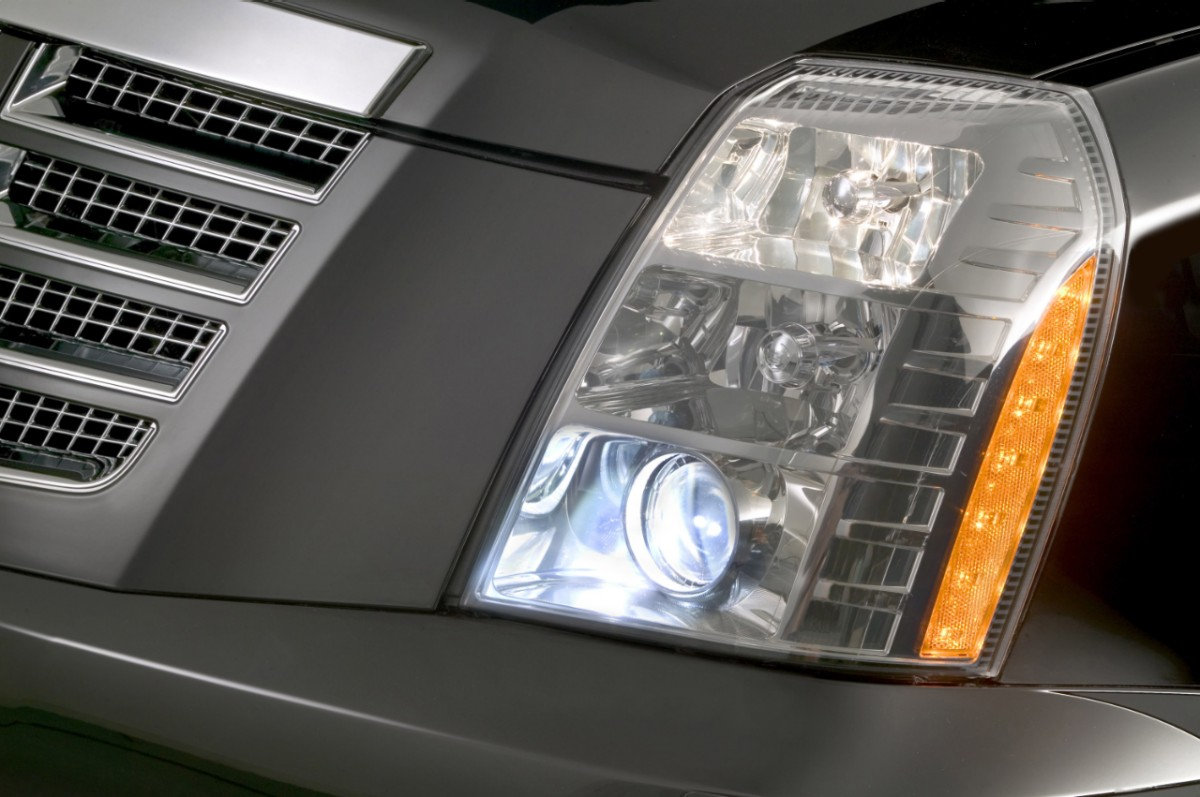 2007 Cadillac Escalade Specs