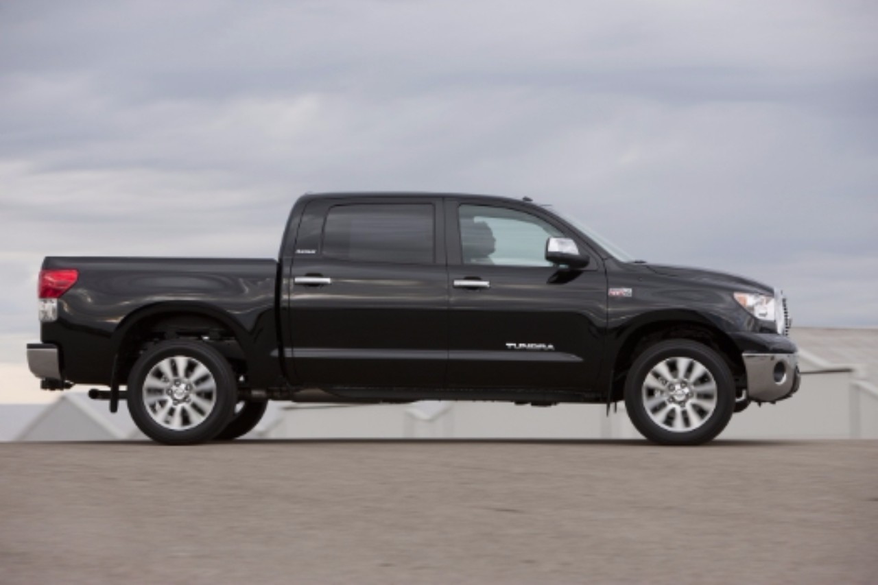 2010 Toyota Tundra Review, Pricing, and Specs | CARFAX