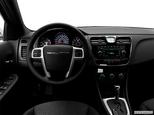 2011 Chrysler 200 Interior