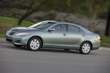 2011 Toyota Camry Reviews, Pricing, and Specs | CARFAX