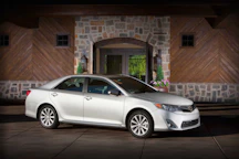 2012 Toyota Camry Reviews, Pricing, and Specs | CARFAX