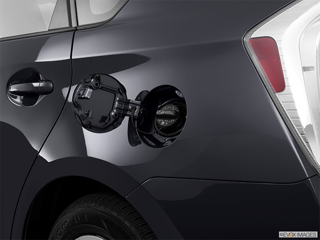 2013 Toyota Prius Review | CARFAX Vehicle Research