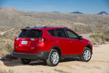 2013 Toyota RAV4 Reviews, Pricing, and Specs | CARFAX
