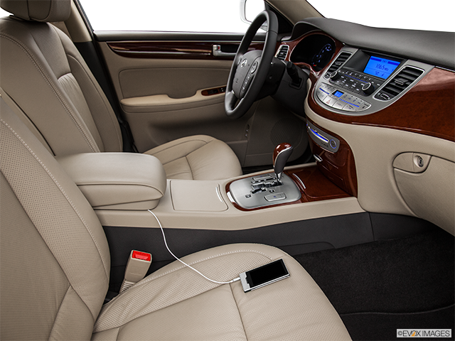 2010 Hyundai Genesis Sedan Interior