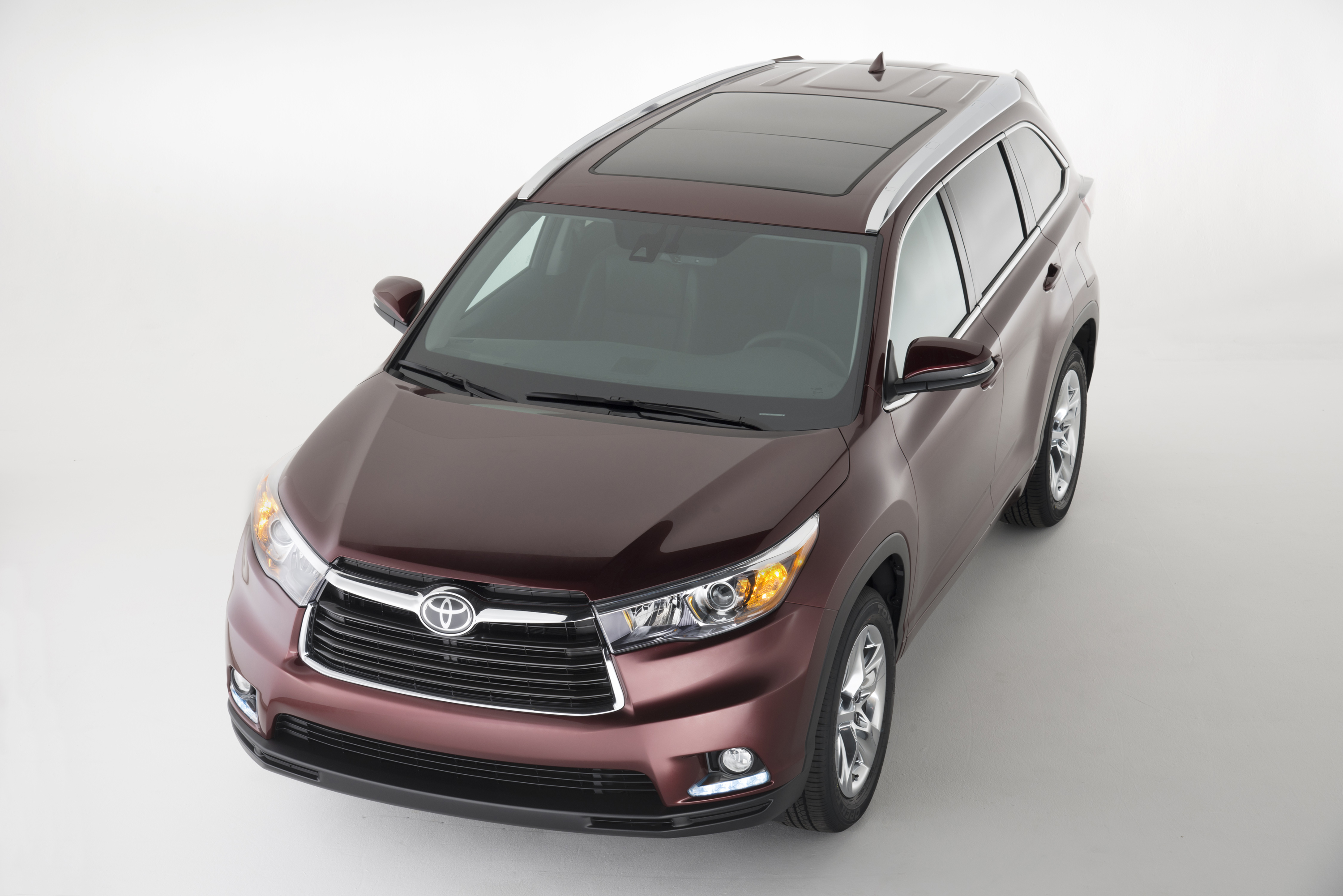 2015 Toyota Highlander Review, Pricing, and Specs | CARFAX