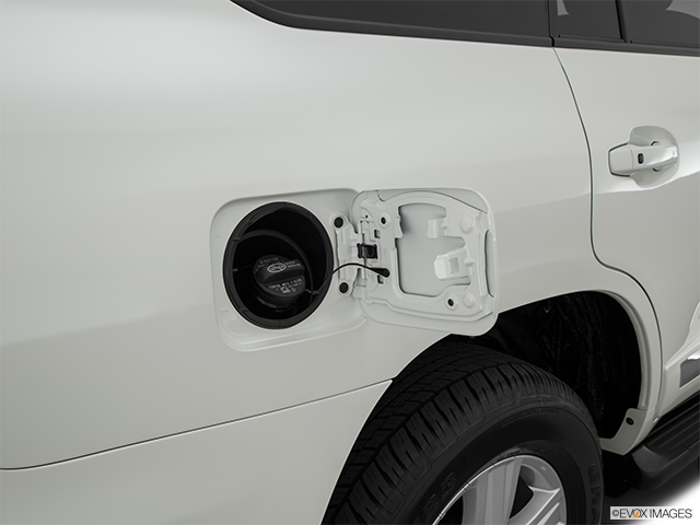 2015 Toyota Land Cruiser Review | CARFAX Vehicle Research