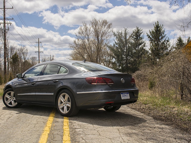 2015 Volkswagen CC Review | CARFAX Vehicle Research