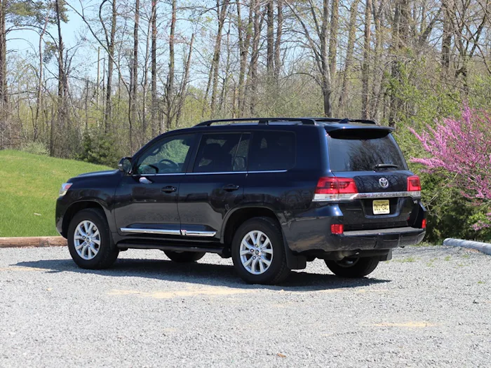 2016 Toyota Land Cruiser Review, Pricing, and Specs | CARFAX