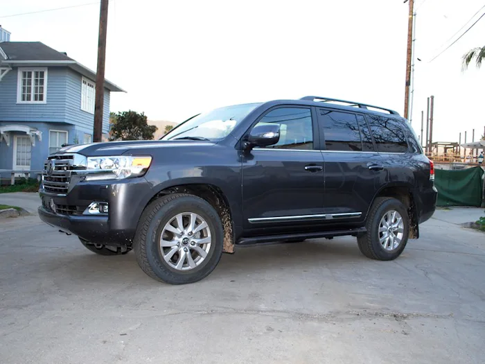 2016 Toyota Land Cruiser Review, Pricing, and Specs | CARFAX