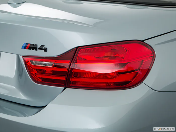 2017 BMW M4 Review, Pricing, and Specs | CARFAX