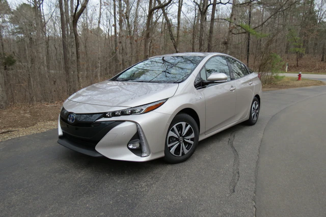 2017 Toyota Prius Prime Review | CARFAX Vehicle Research
