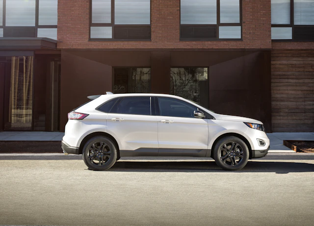 2018 Ford Edge Review | CARFAX Vehicle Research