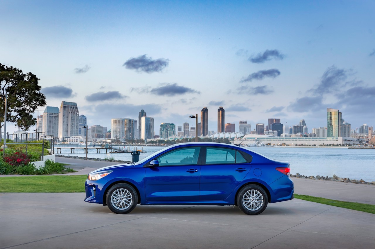 Build A Kia Rio 2022