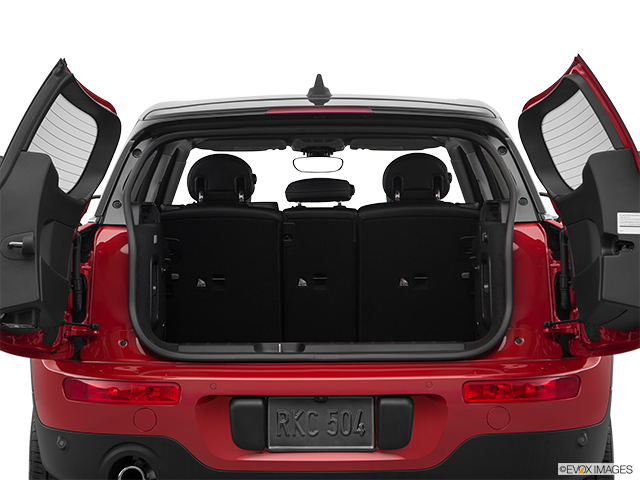 2018 MINI Cooper Clubman Review | CARFAX Vehicle Research