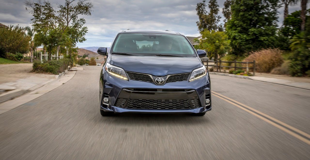 2019 Toyota Sienna Reviews, Insights, and Specs | CARFAX